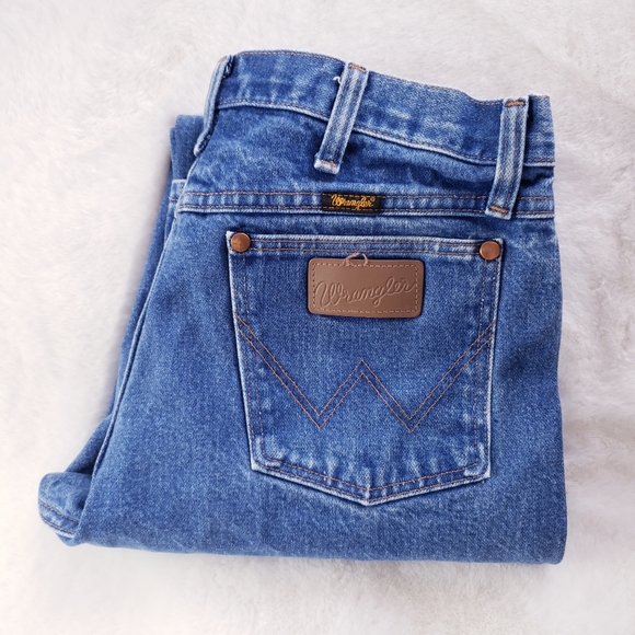 Wrangler | Jeans | Wrangler Vintage High Rise Classic Dark Denim ...